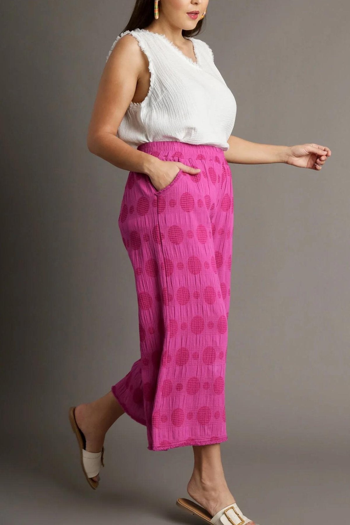 Curvy – Vine on Main