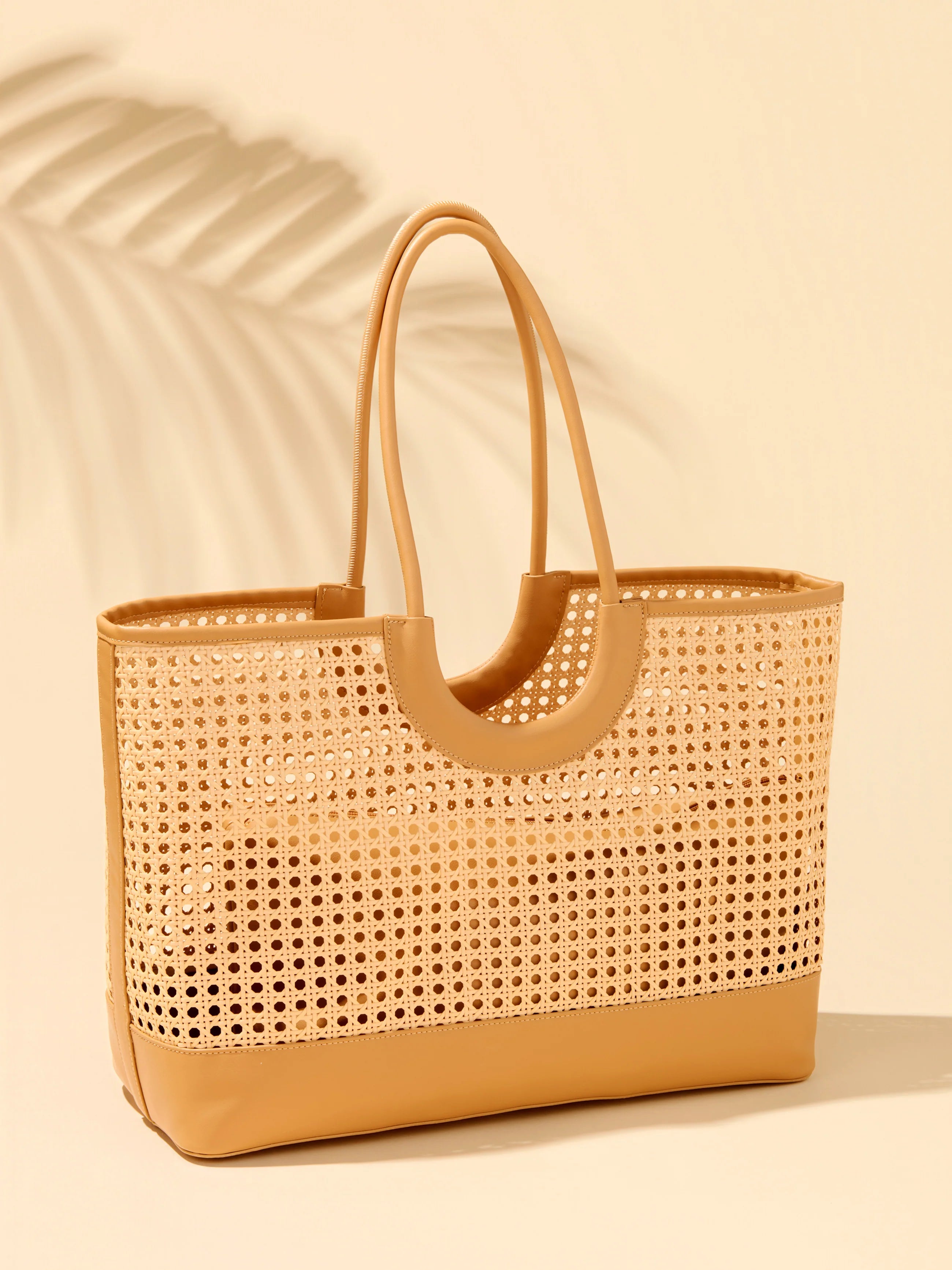 Lyra Tote - Tan – Vine on Main